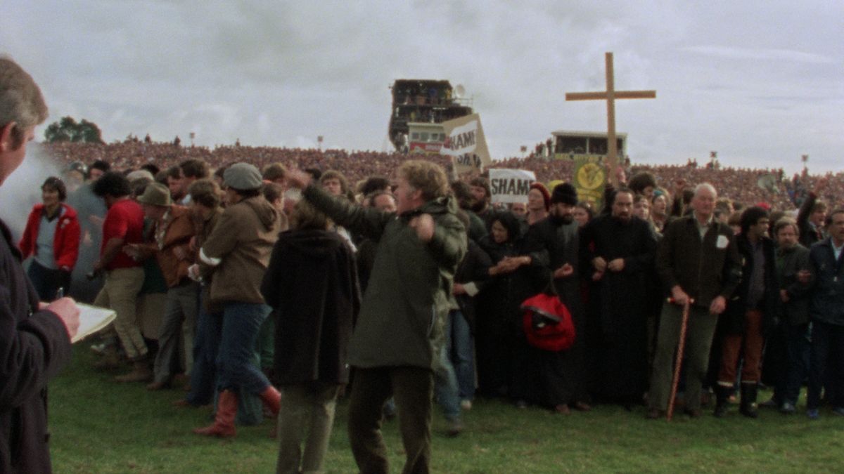 Patu! • New Zealand International Film Festival