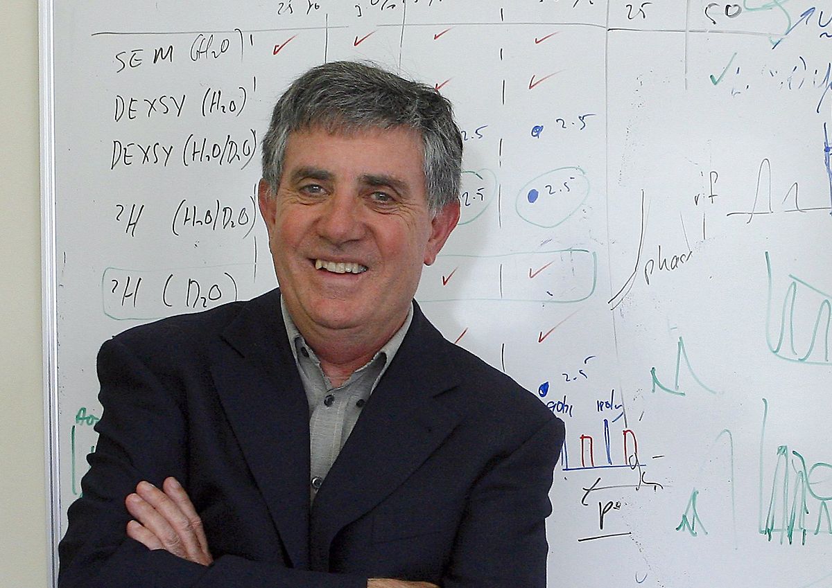 Paul Callaghan: Dancing with Atoms • New Zealand International Film ...